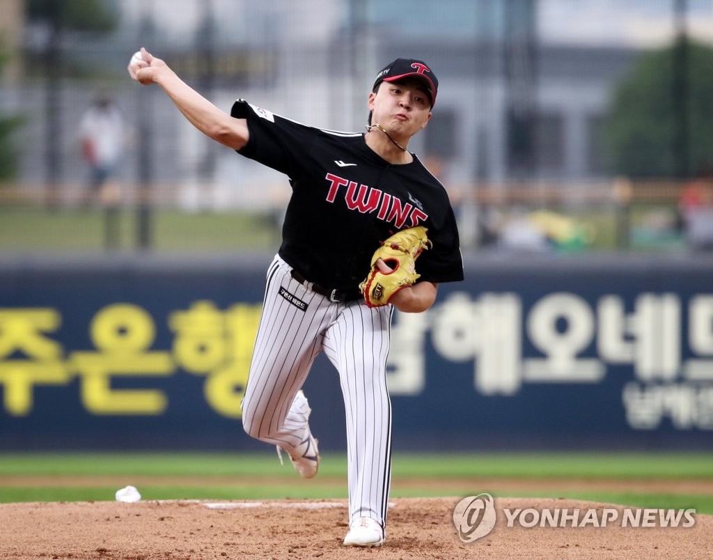 Baseball: LG Twins vs. Kia Tigers | Yonhap News Agency