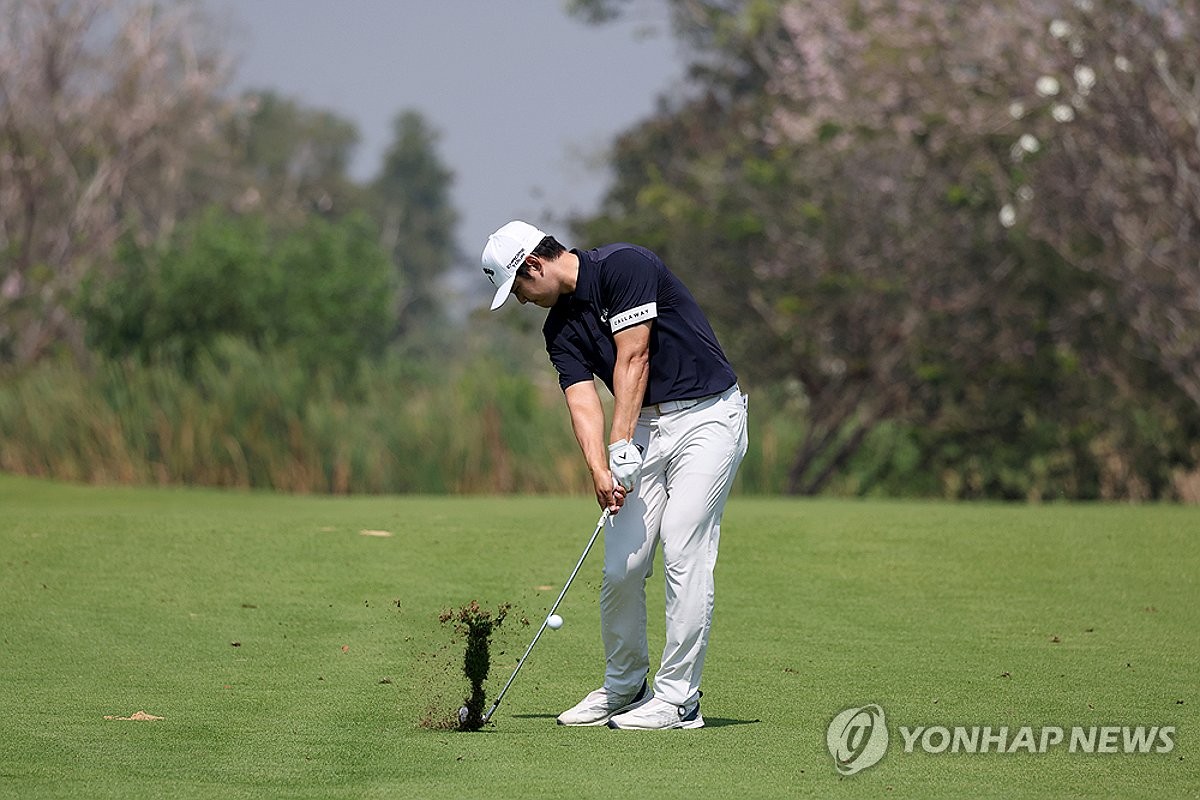 박준섭의 아이언 샷 | 연합뉴스